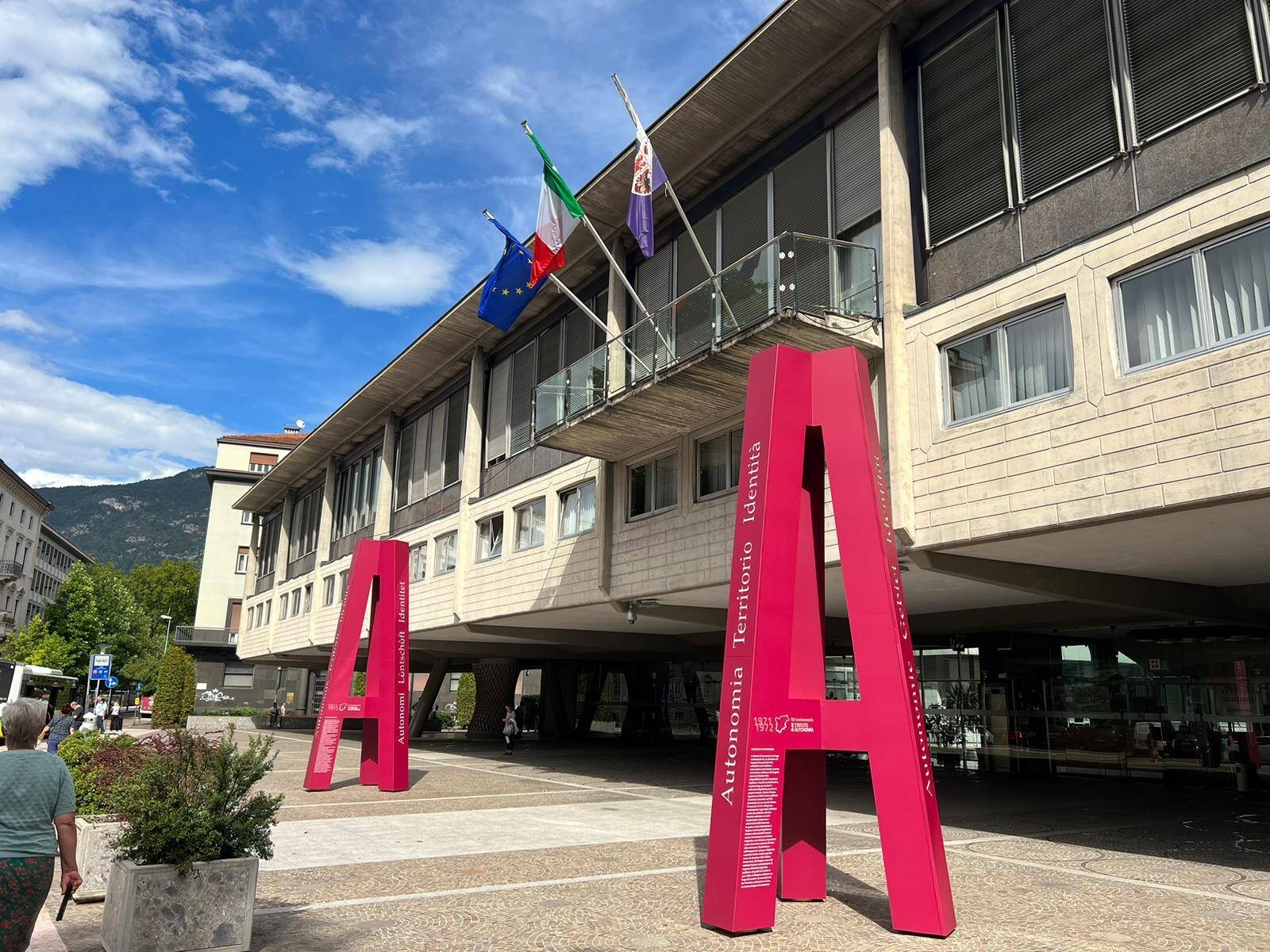 ANCHE LA REGIONE CELEBRA I CINQUANT'ANNI DEL SECONDO STATUTO DI ...